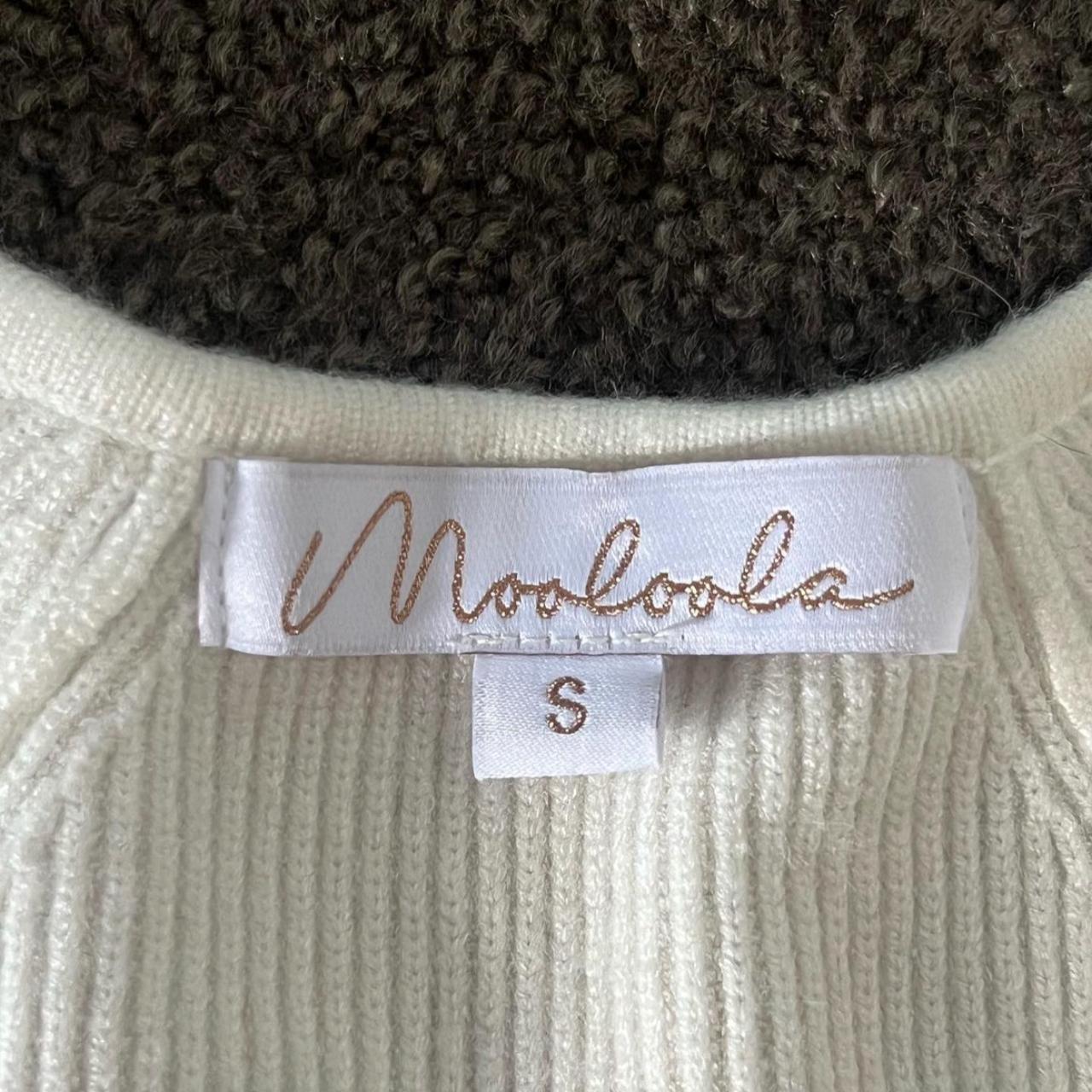 mooloola shirt bought in gold coast size small - Depop