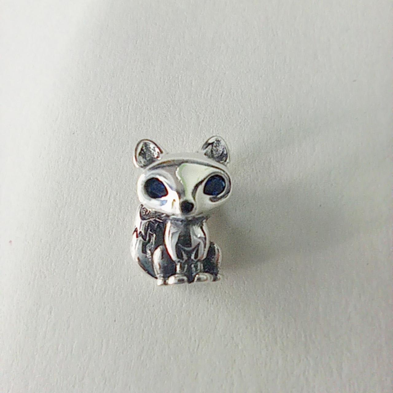 CH 1A1437 pandora blue eyed fox charm pandora