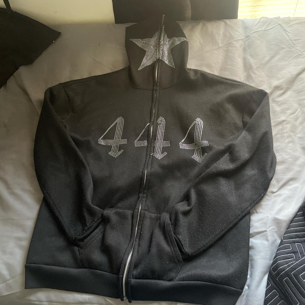 Black and silver 444 full zip - Depop