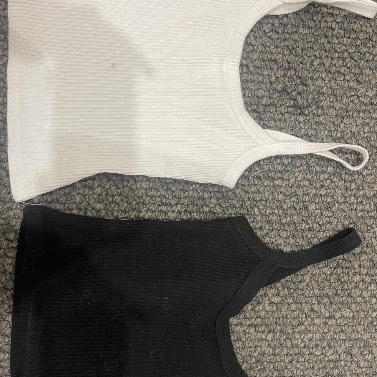BASIC BLACK AND WHITE RIRI - Depop