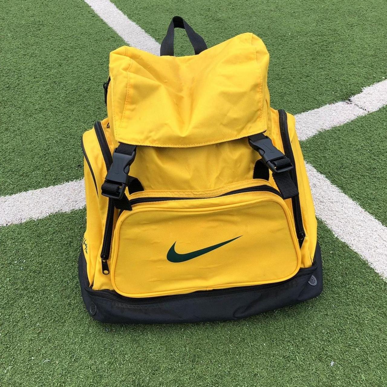 nike vintage 90s backpack The backpack is quite... - Depop
