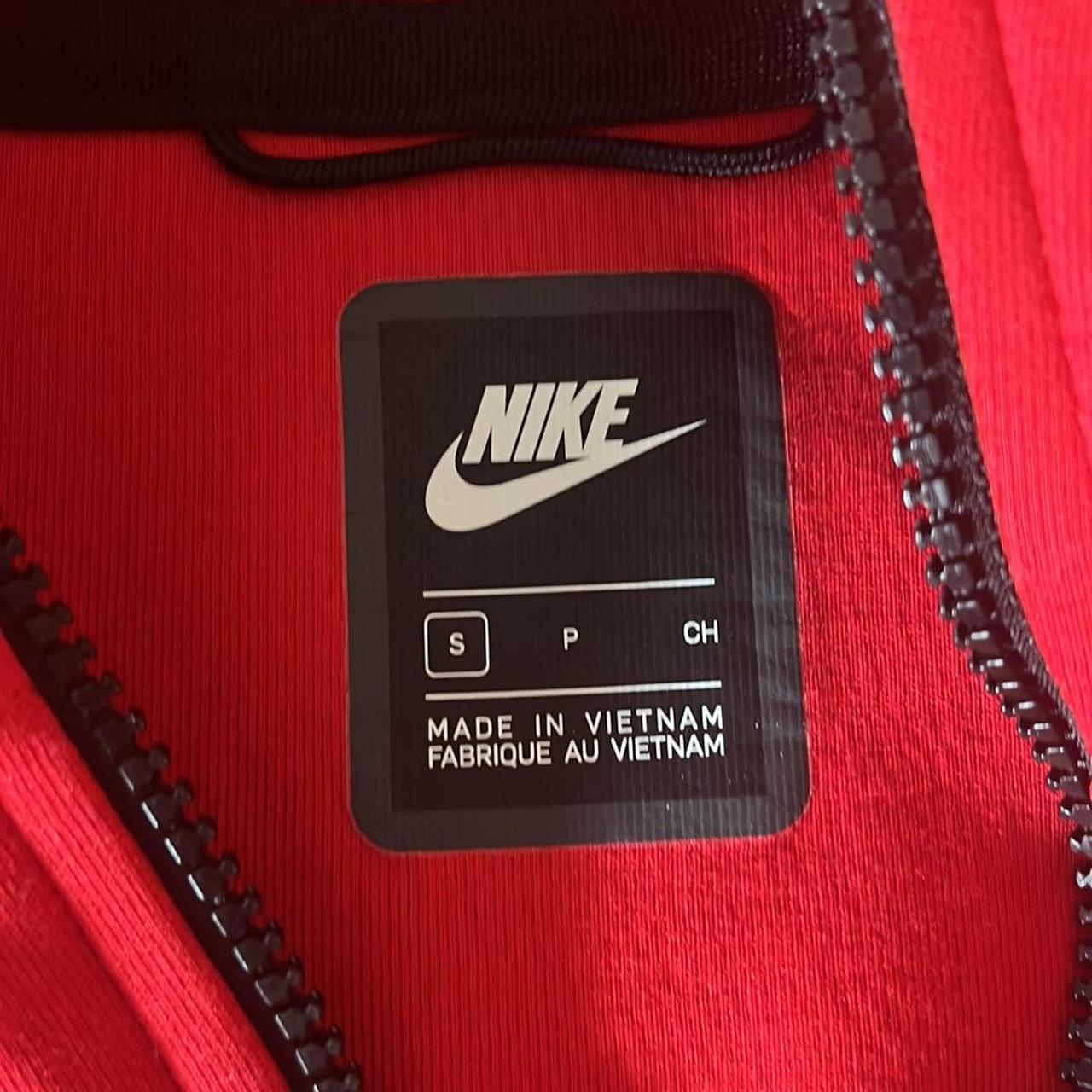 original red nike tech - Depop