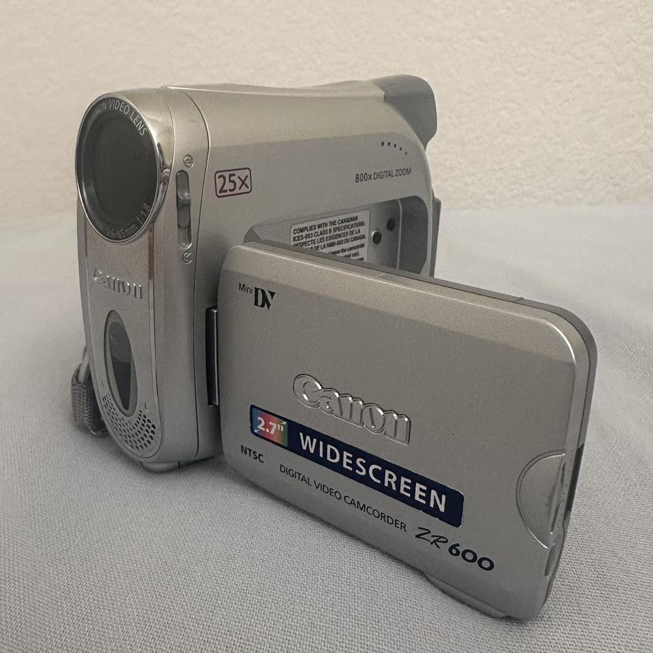 vintage canon zr600 mini digital camcorder does not... - Depop