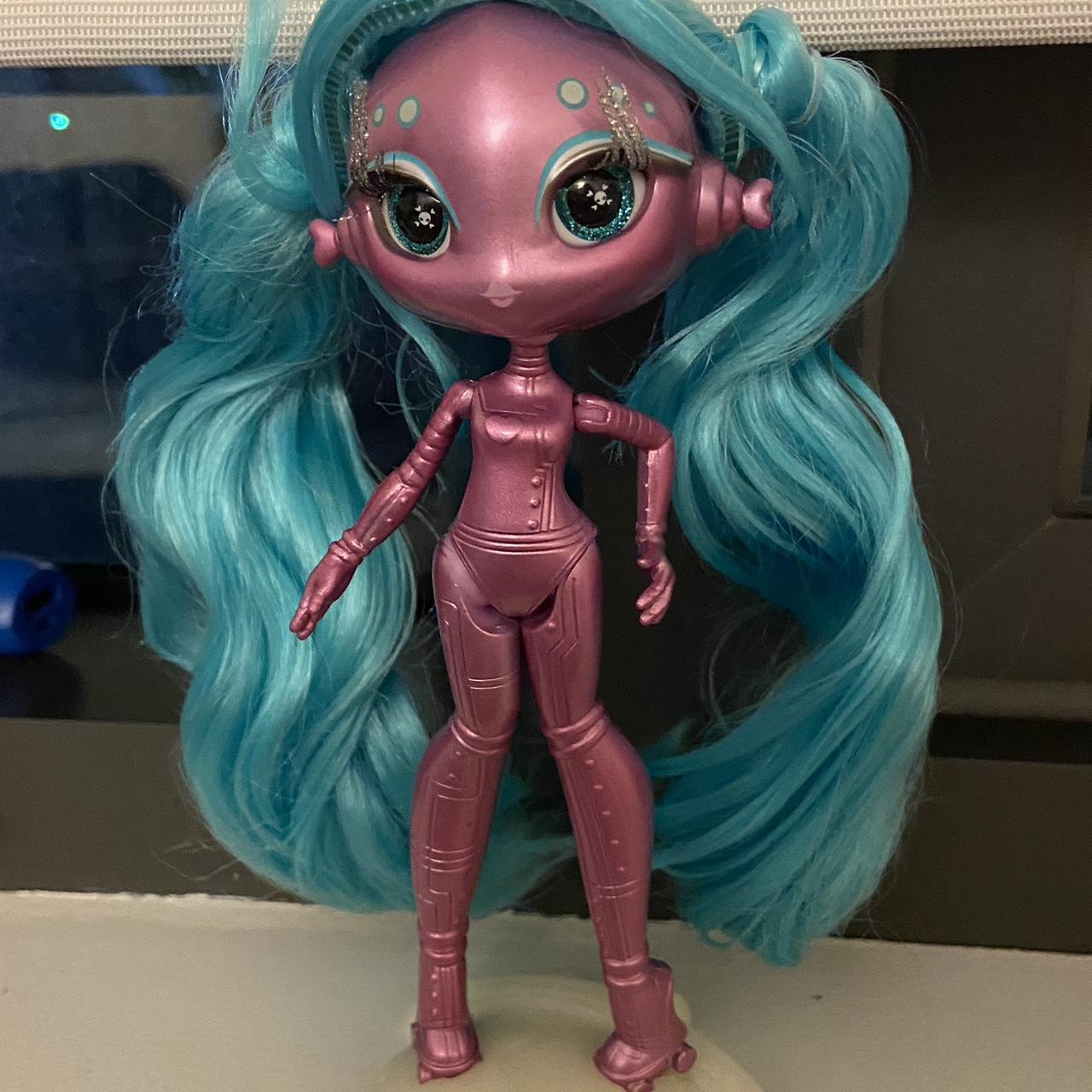 novi stars mae tallick doll with stand no... - Depop