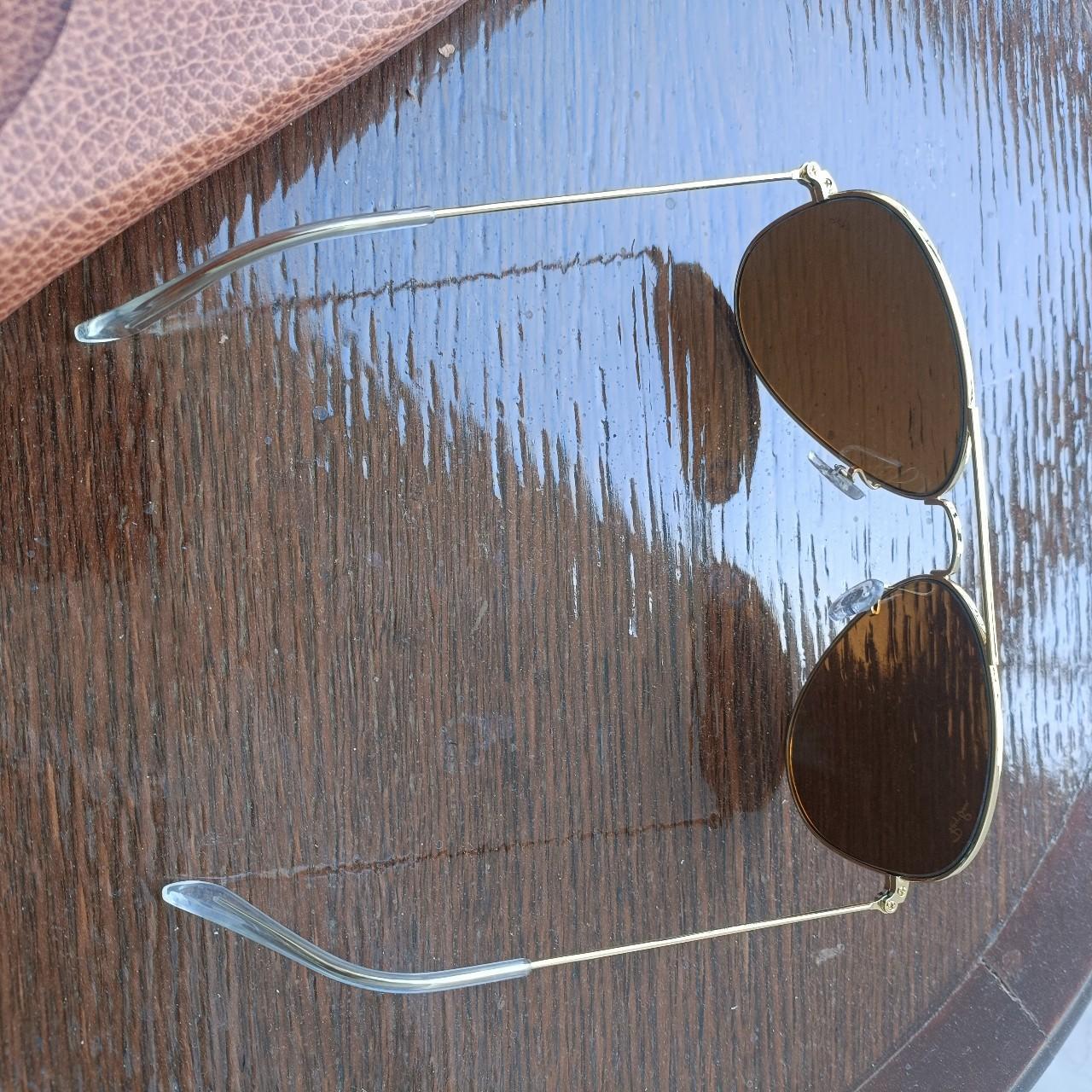 Ray-Ban Brown Aviators with Golden Frame - Depop