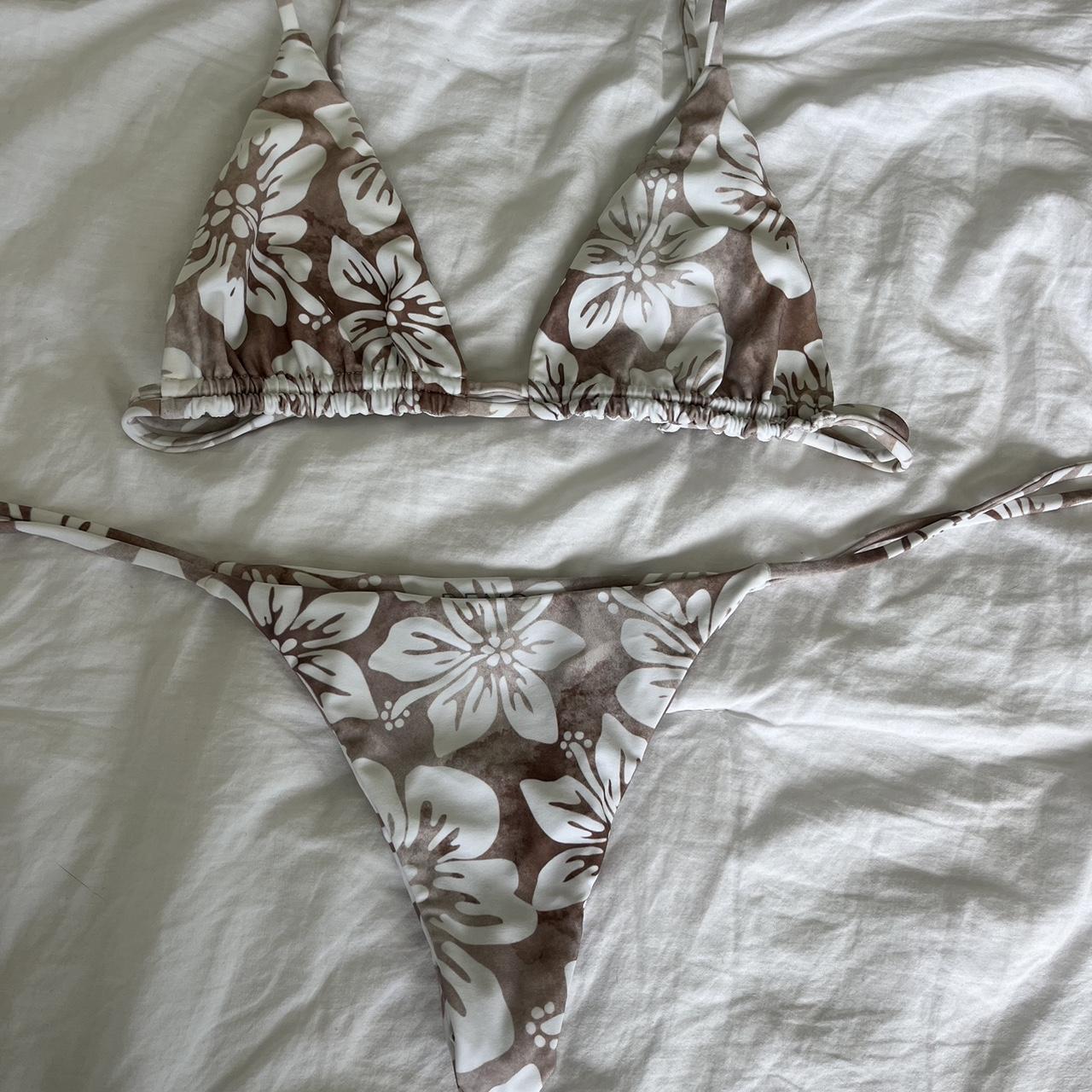 Benoa Batik set m siena m tunnels | Depop