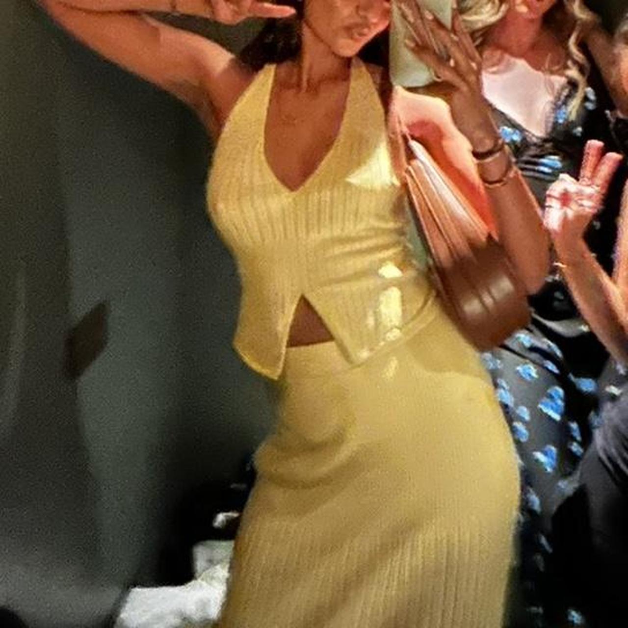 kookai- serah set in lemon💛💛💛💛 so stunning just... | Depop