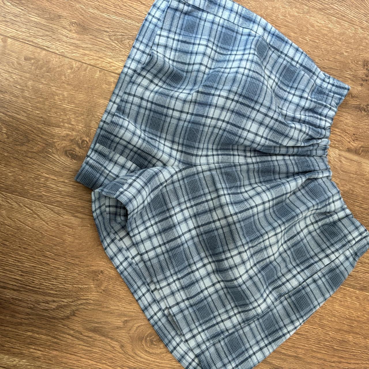 Blue plaid shorts - Depop