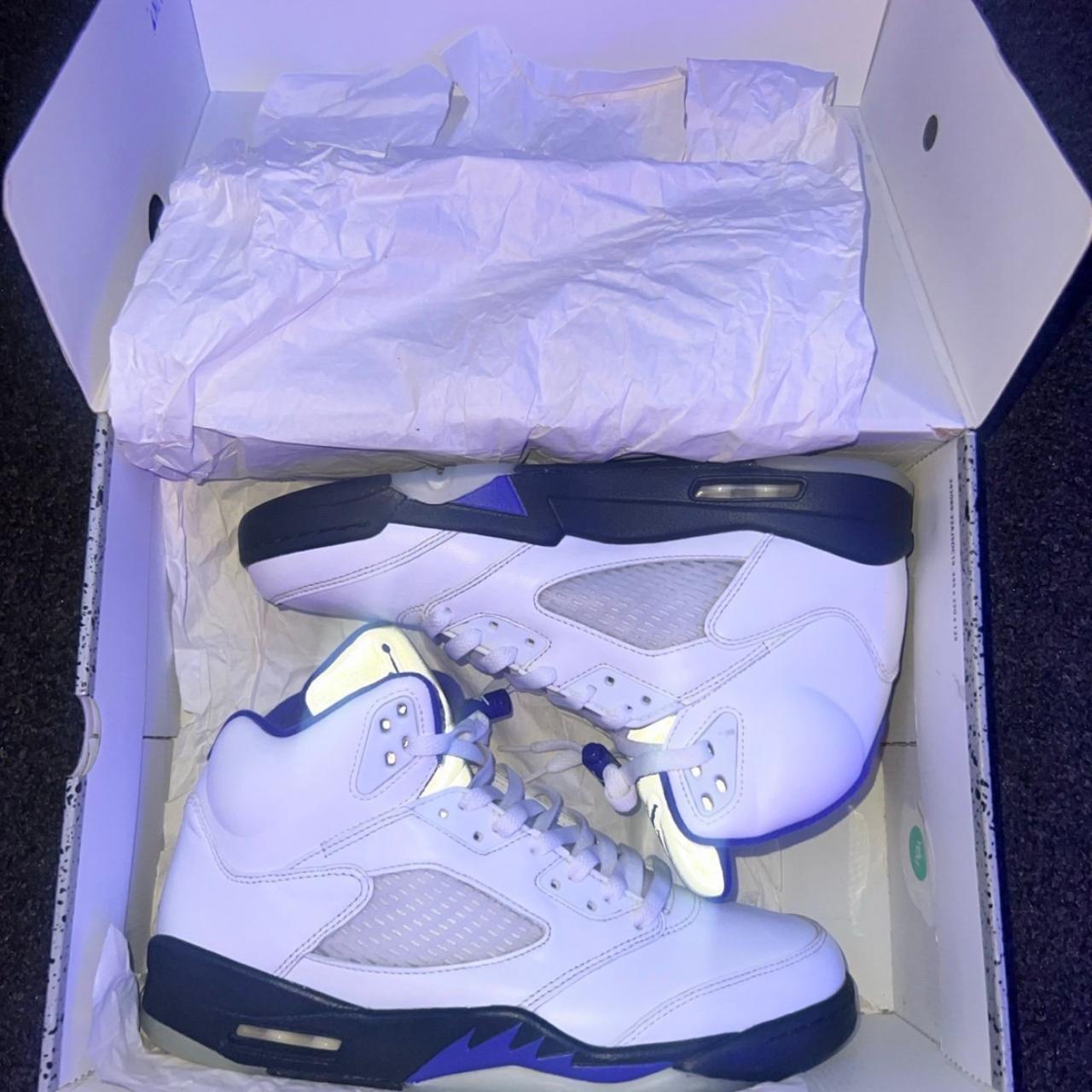 jordan 5 concords comes with box like new , size... | Depop