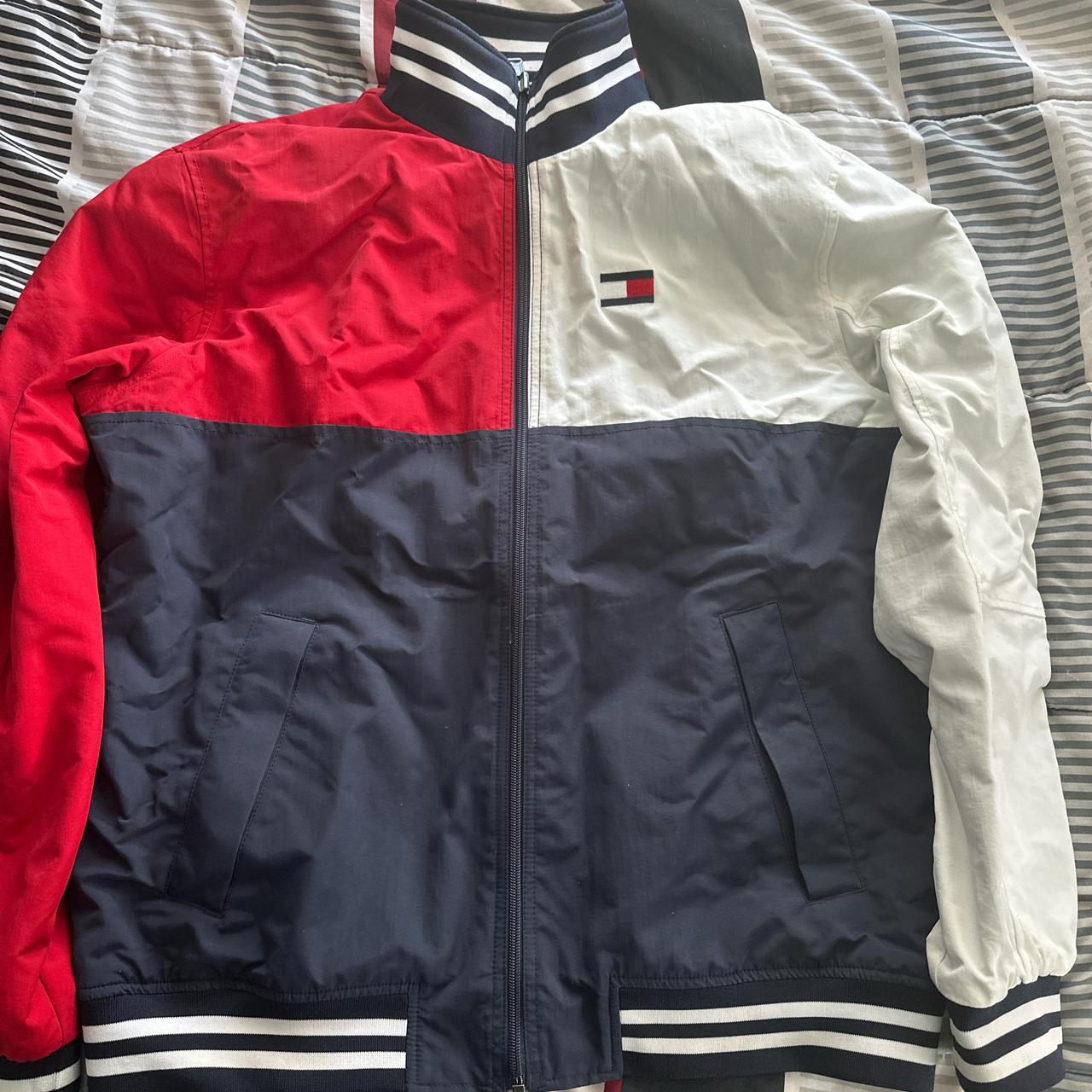 Tommy Hilfiger - Depop