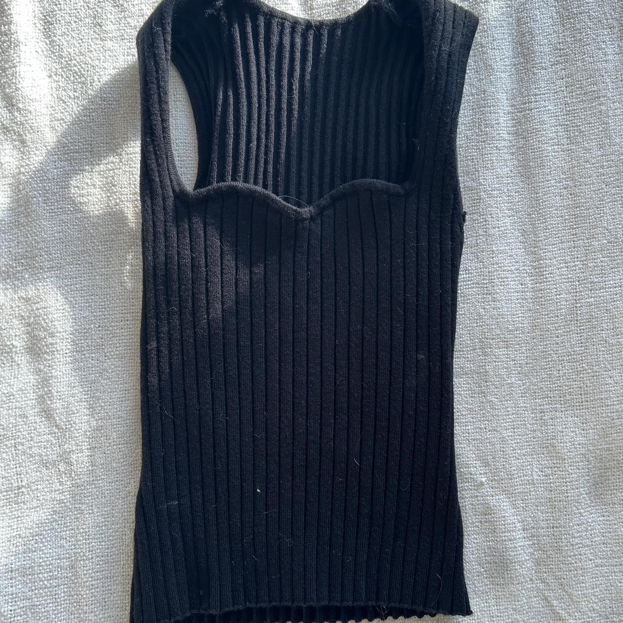 Sweater tank No brand Slight rip on side (not... - Depop