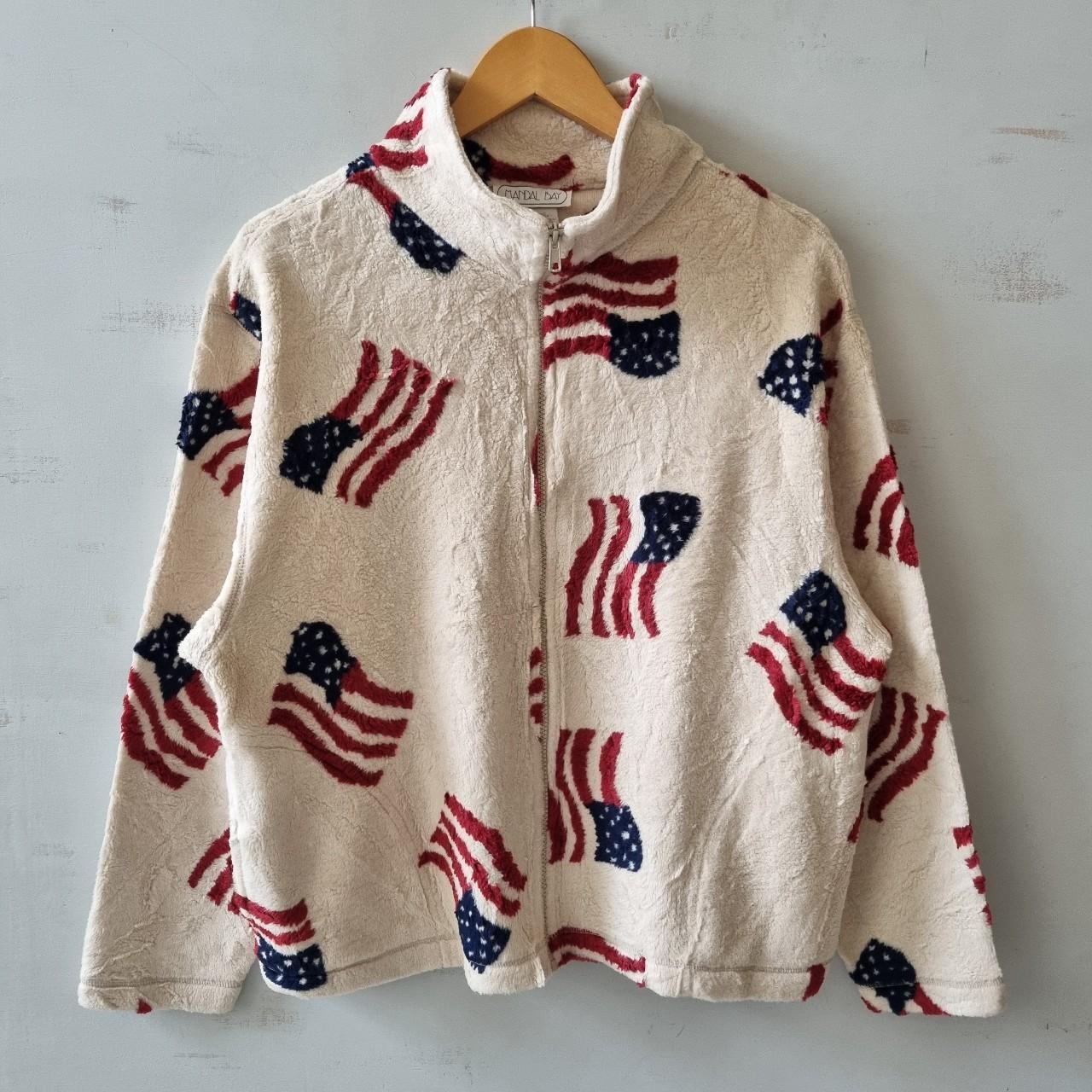 Mandal Bay Vintage Womens USA Print Zip Up Fleece... | Depop