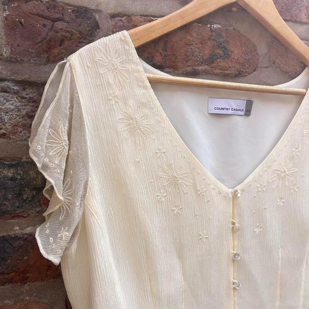 Country Casuals Silk Blouse ☆offers... - Depop