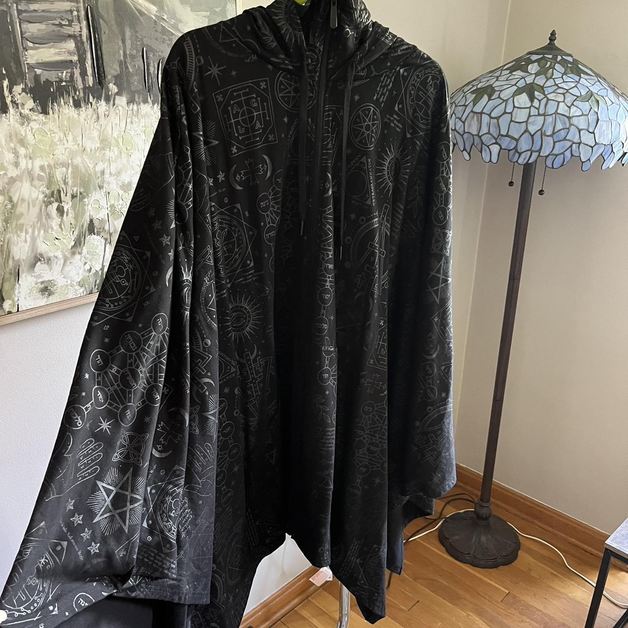 Black Killstar cloak! Size: L/XXL Worn: Once - Depop