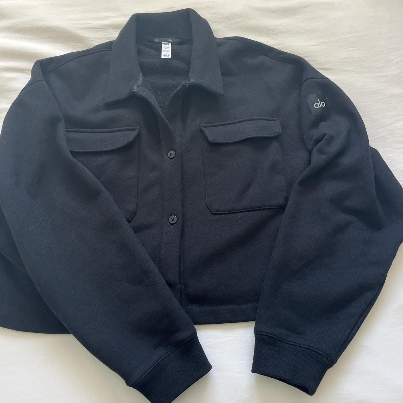 ALO yoga Renown Cropped Button Up Super in black... - Depop
