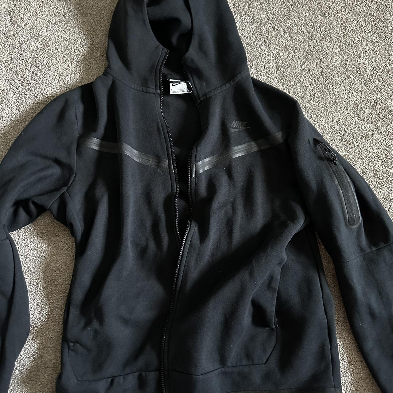 Nike tech fleece Black Size L Men’s - Depop