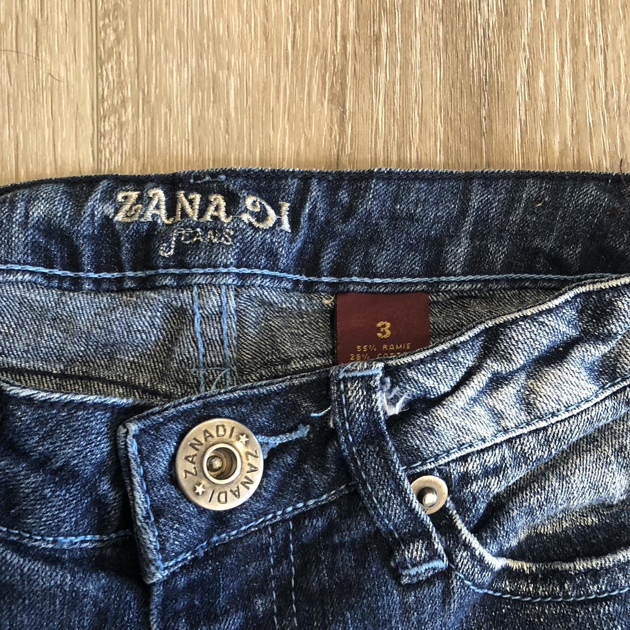Zana di Y2k low rise denim capris Missing a few... - Depop