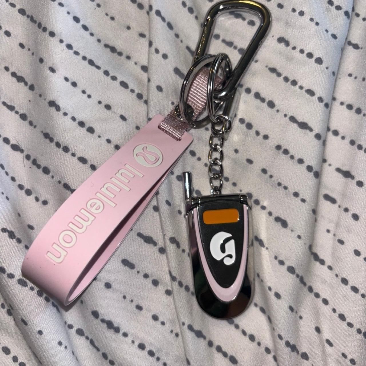coquette keychain - Depop