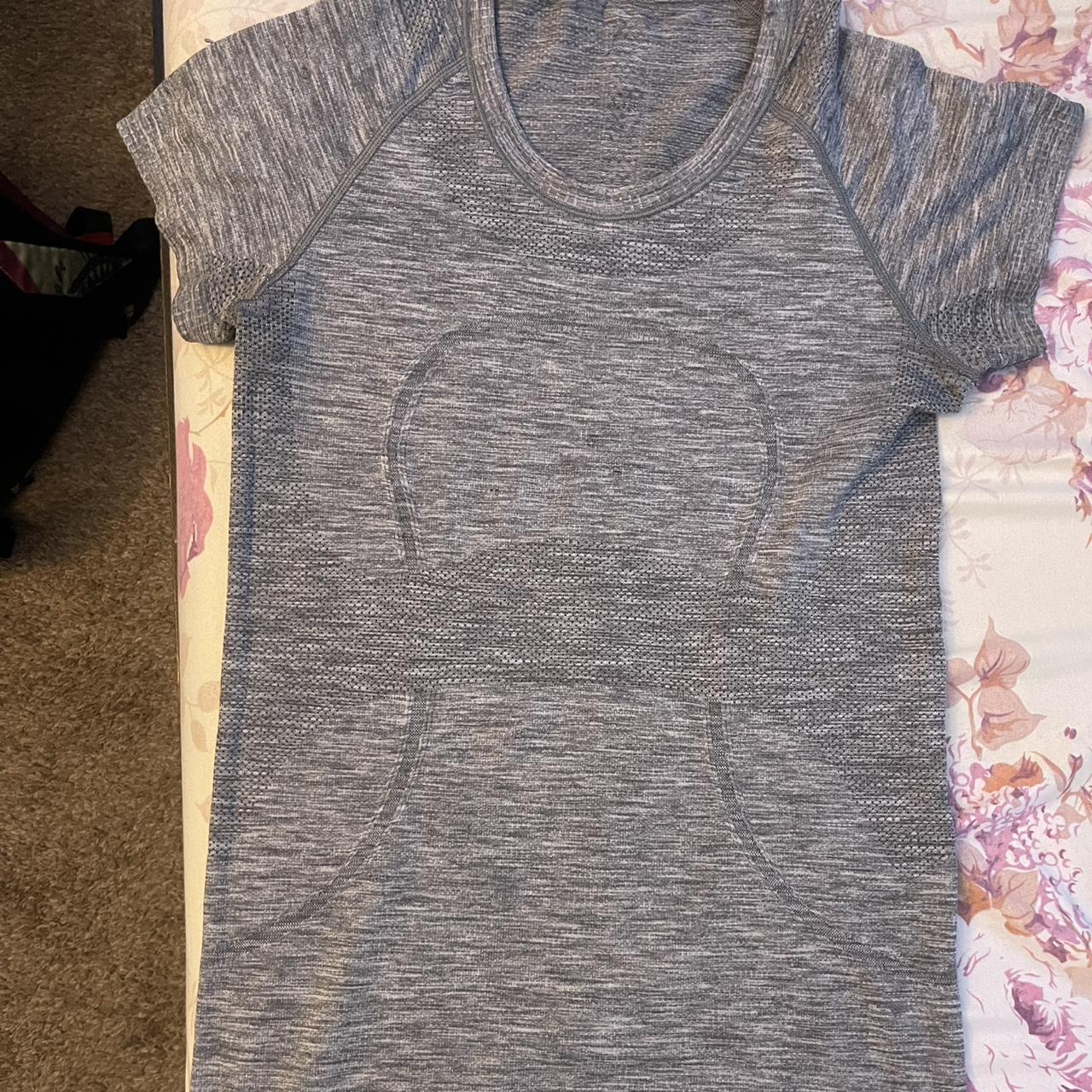 Lululemon grey swiftly tech short sleeve Size 6 | Depop