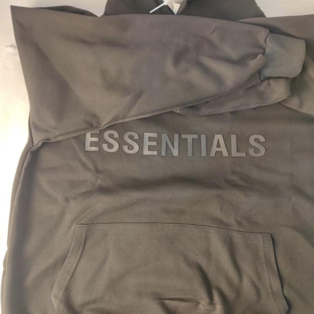 essentials hoodie cshapp lmk ?? - Depop