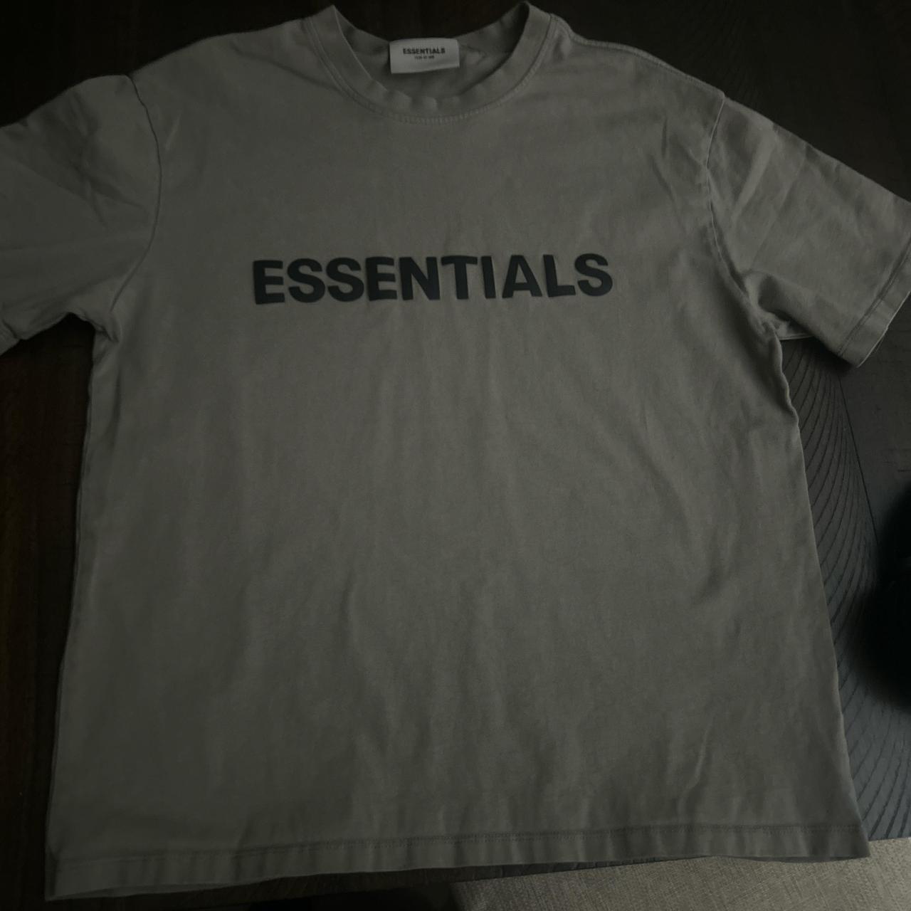 Essentials t shirt - Depop