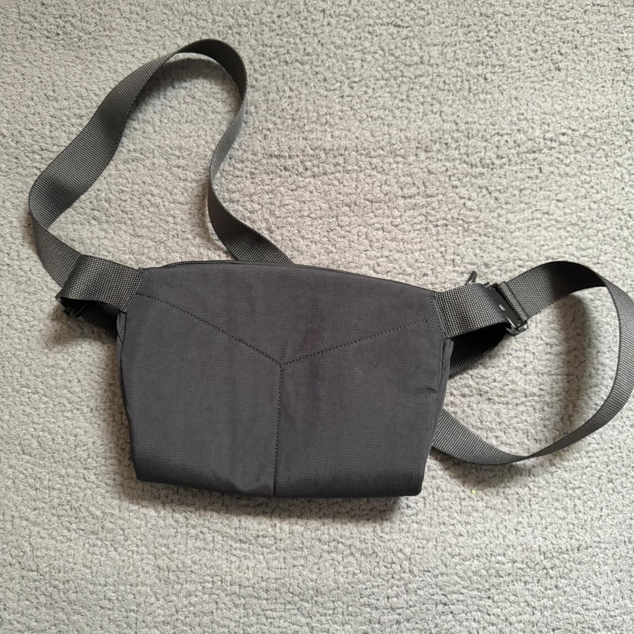 Bellroy Venture Sling 6Liters Black Ripstop fabric.... | Depop