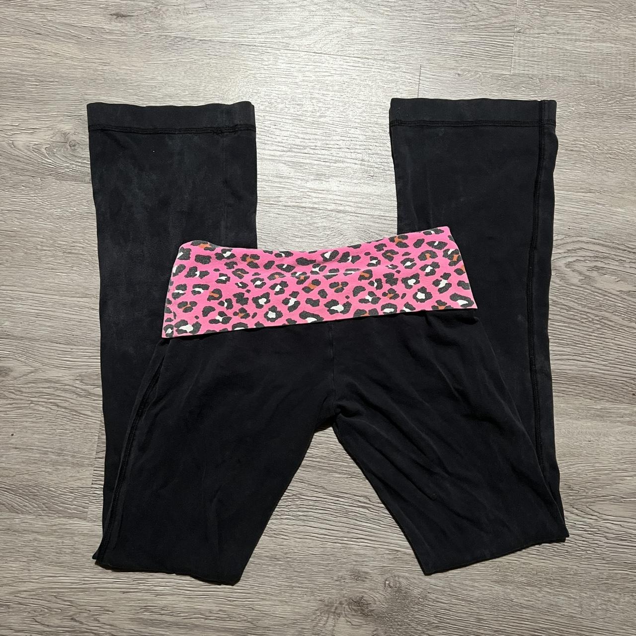 very cunty y2k trashy mcbling pink leopard print... | Depop
