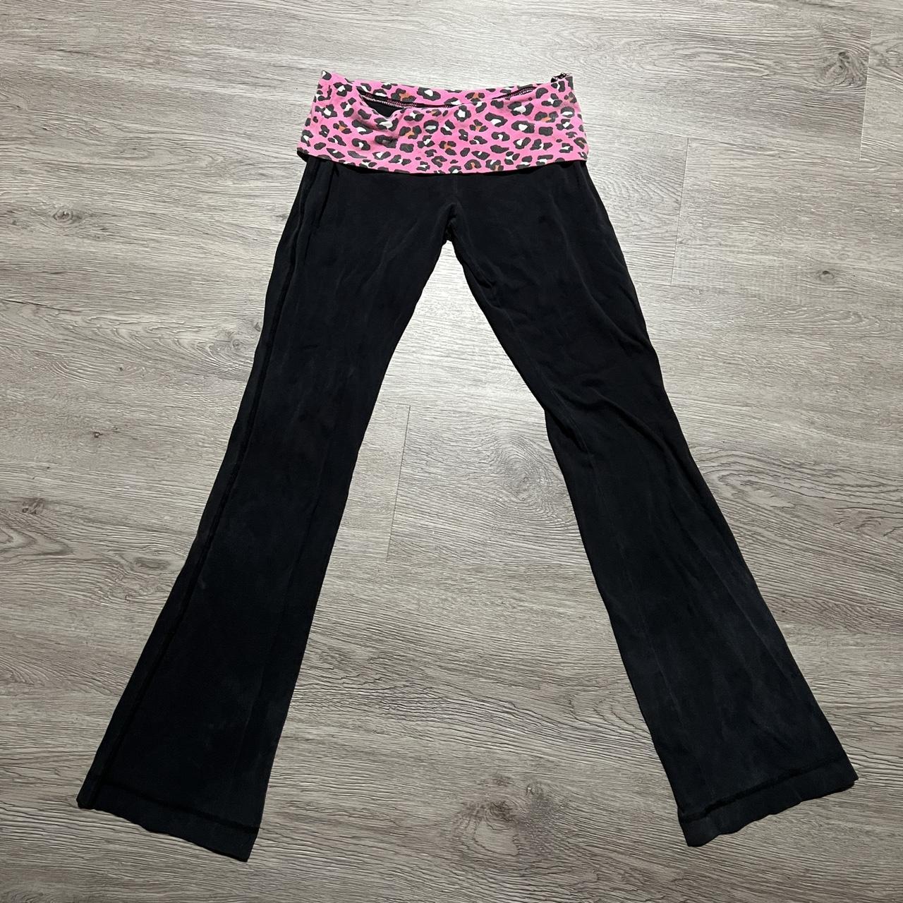 very cunty y2k trashy mcbling pink leopard print... | Depop