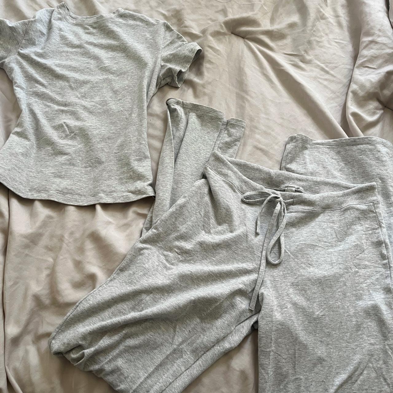 grey skims set both xs. only worn once. #skims #set... - Depop