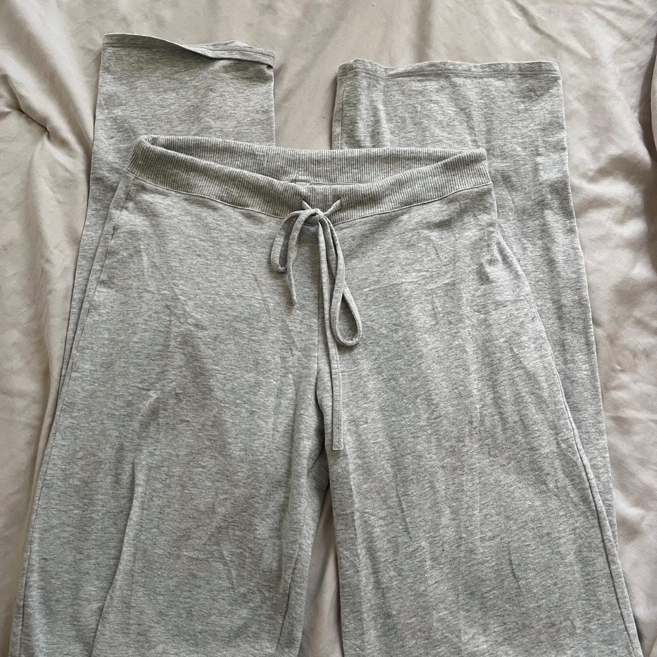 grey skims set both xs. only worn once. #skims #set... - Depop