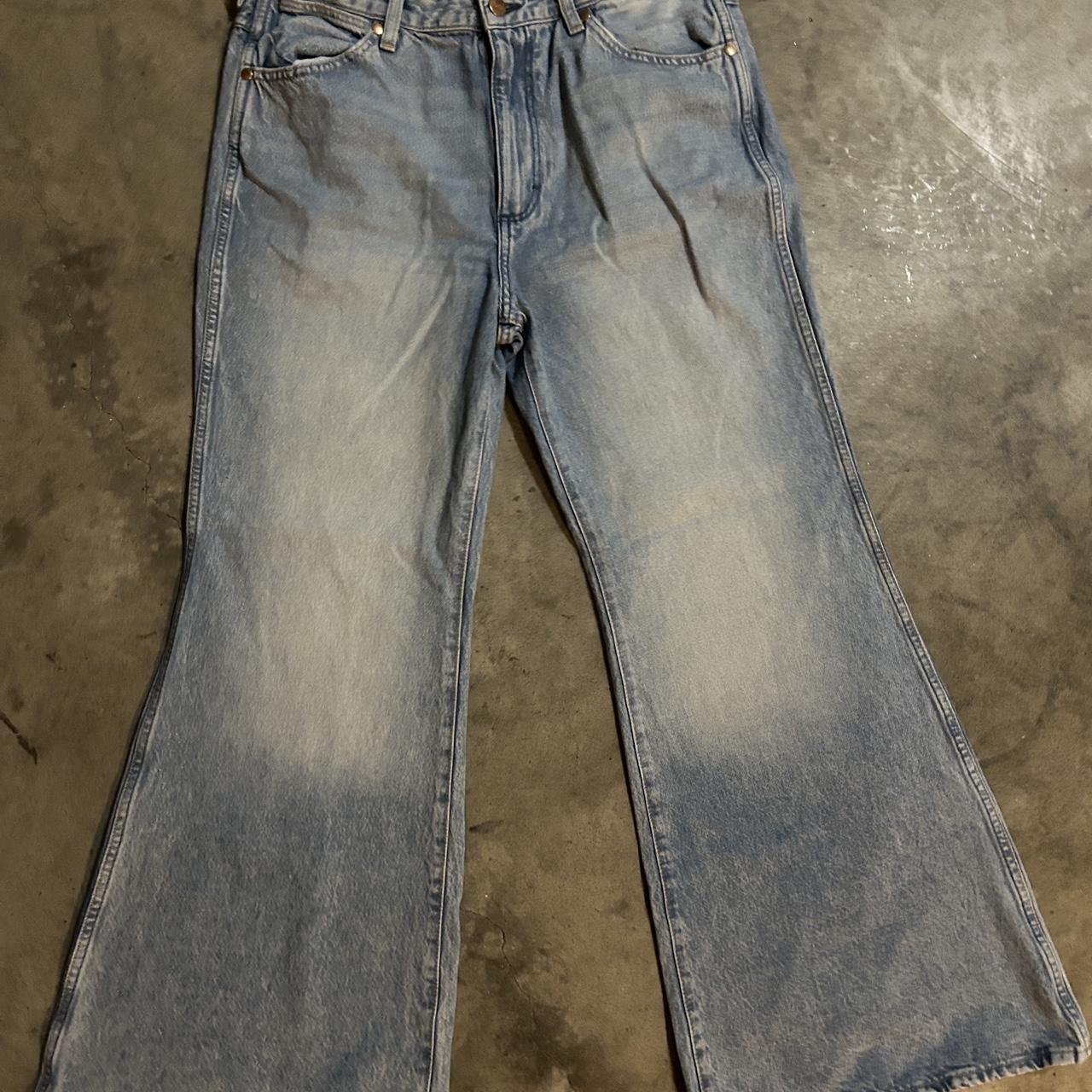 Wrangler blue denim bell bottom jeans 30x30 - Jeans... - Depop