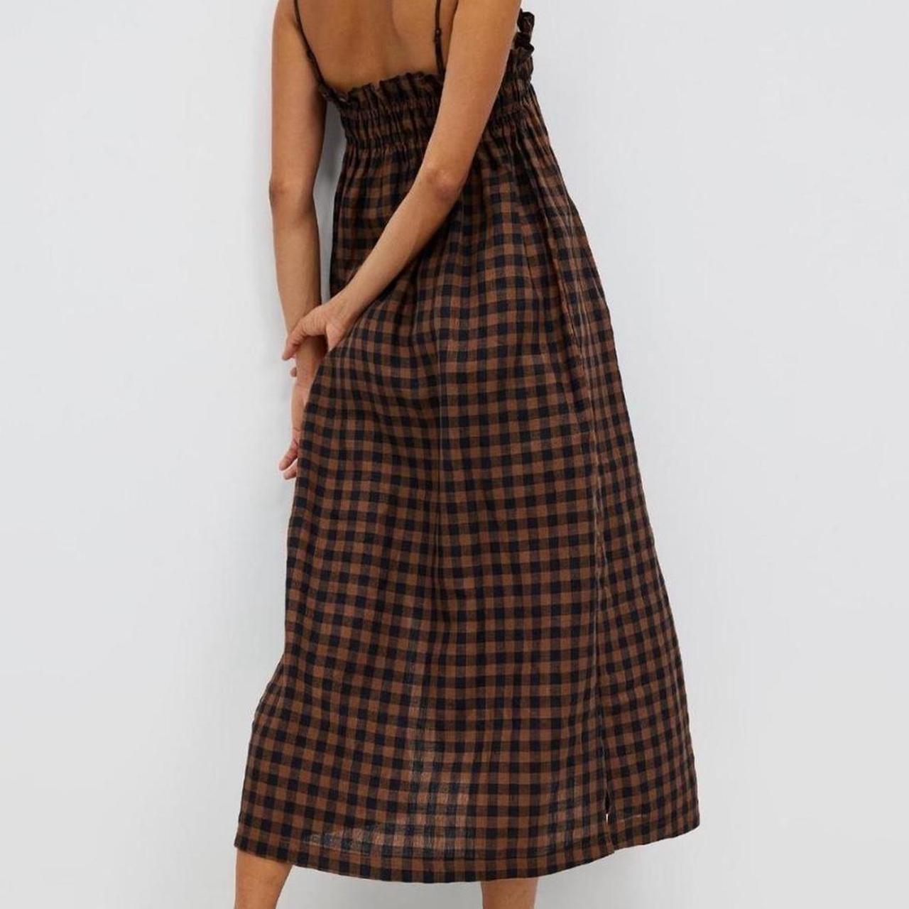 The Iconic Aere Linen Maxi Dress Size 8 (would fit... | Depop