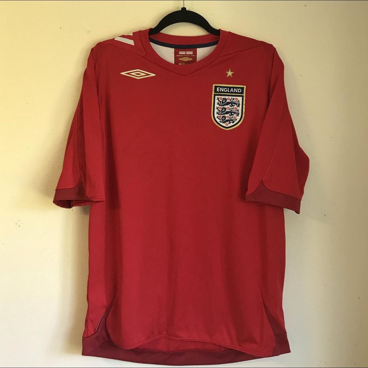 Vintage Umbro England football shirt Size... - Depop