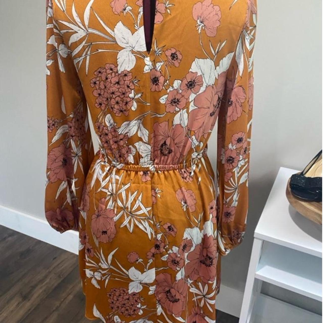 Gorgeous Floral Express Dress, Cute for Fall, Size... - Depop