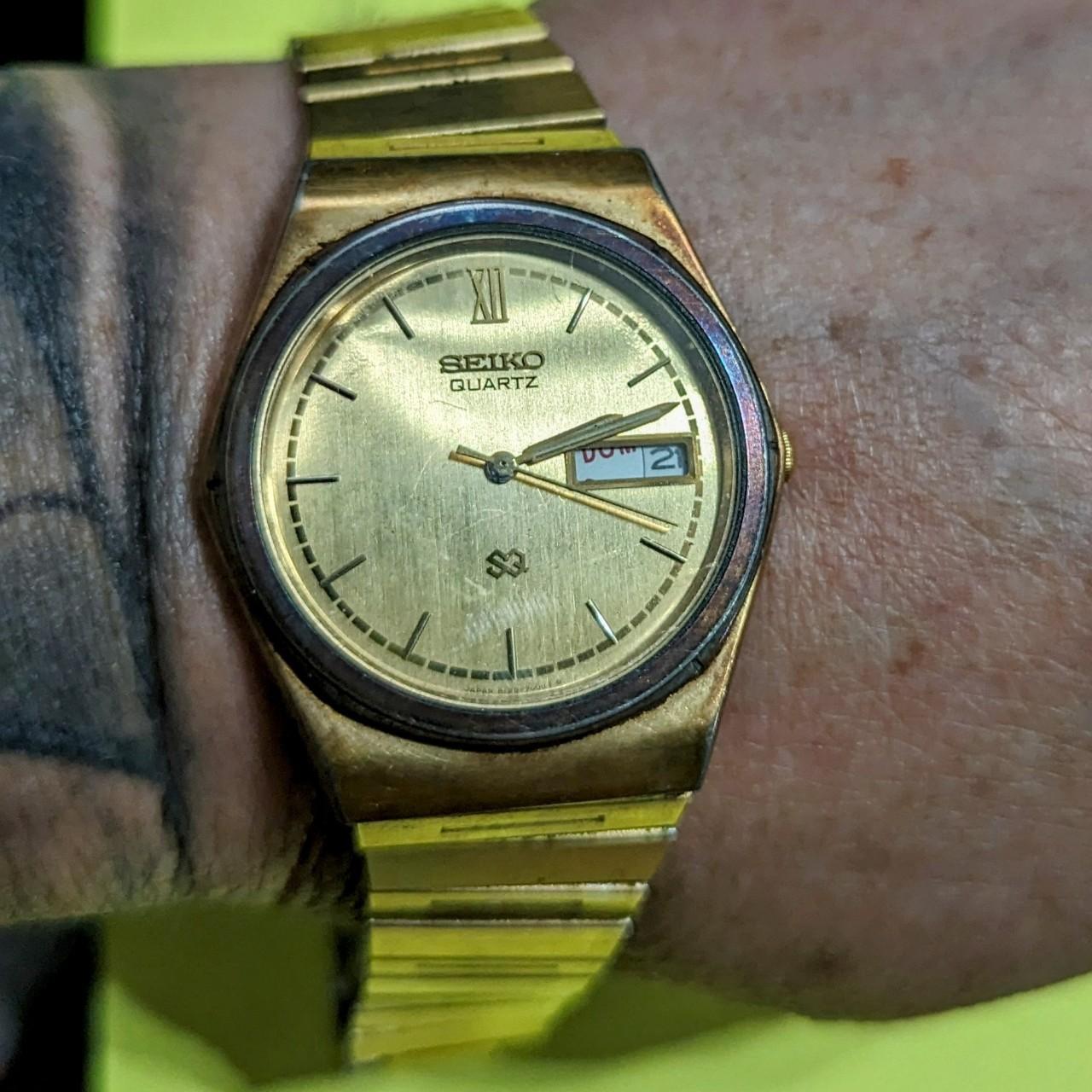 Vintage men's Seiko quartz watch. Gold bronze tone... - Depop