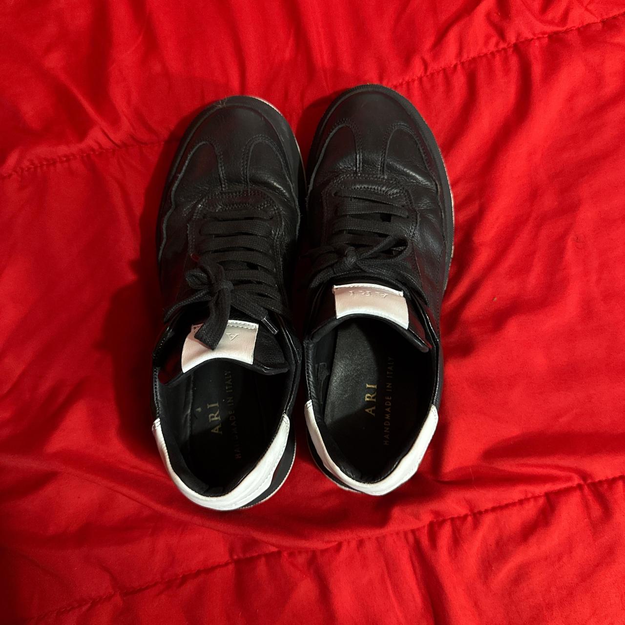 Ari Soho St Tropez, creasing in toe box #y2k... | Depop