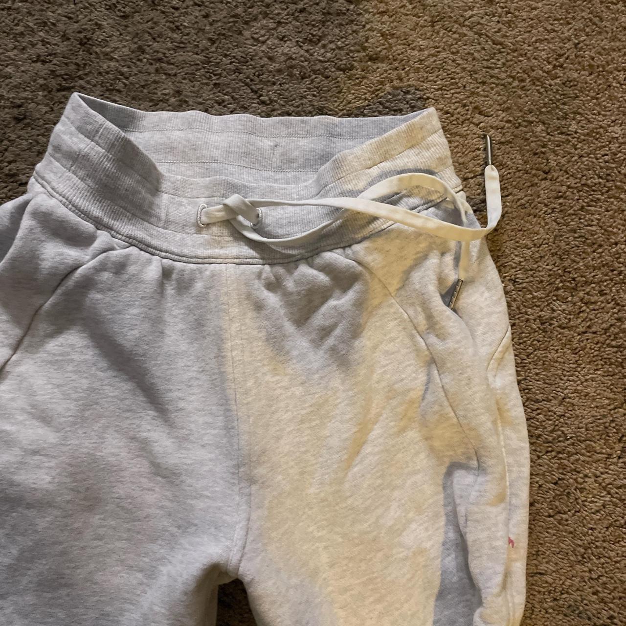 Lululemon sweatpants Color-grey Size-2 - Depop