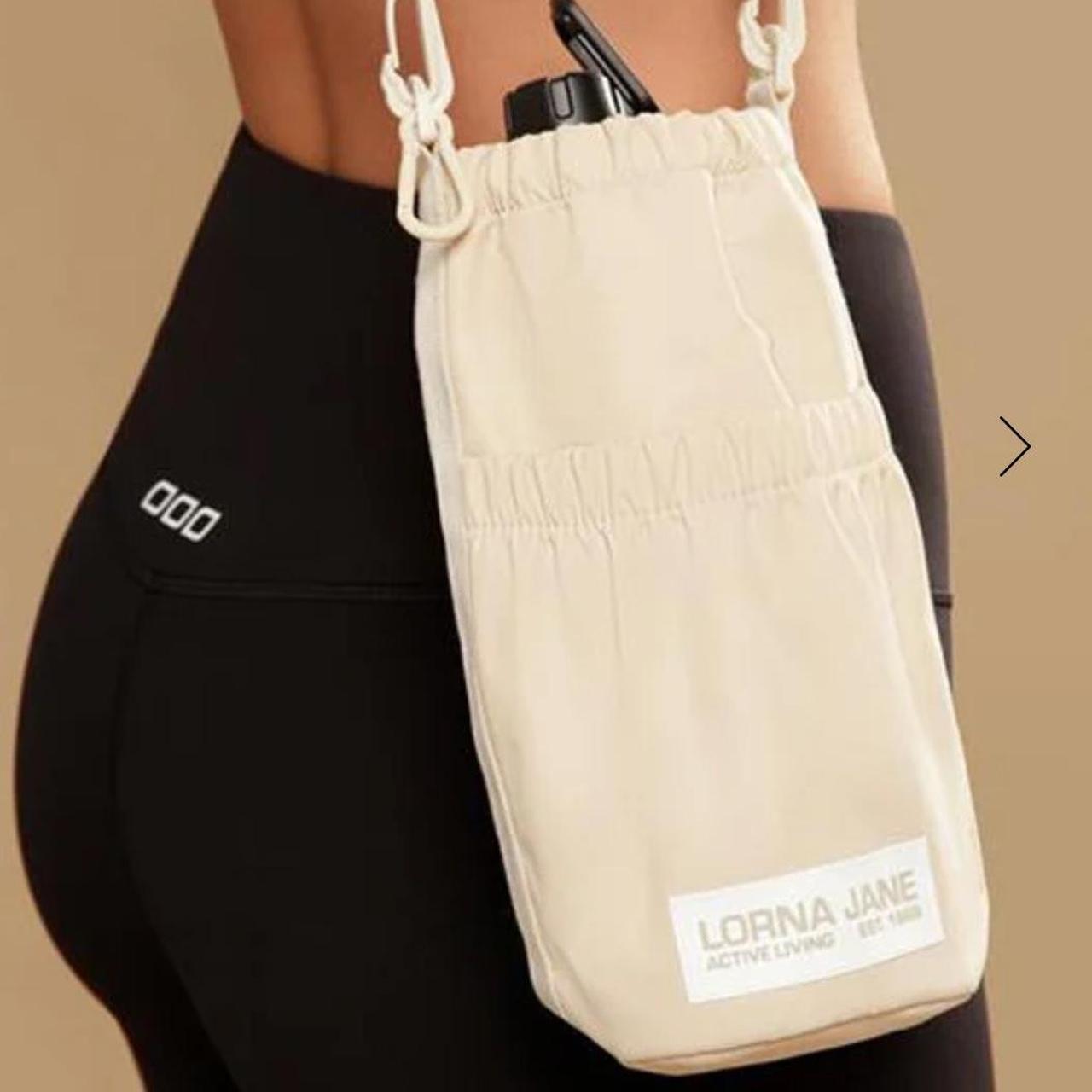 Lorna Jane active insulated water bottle cross body bag - Depop