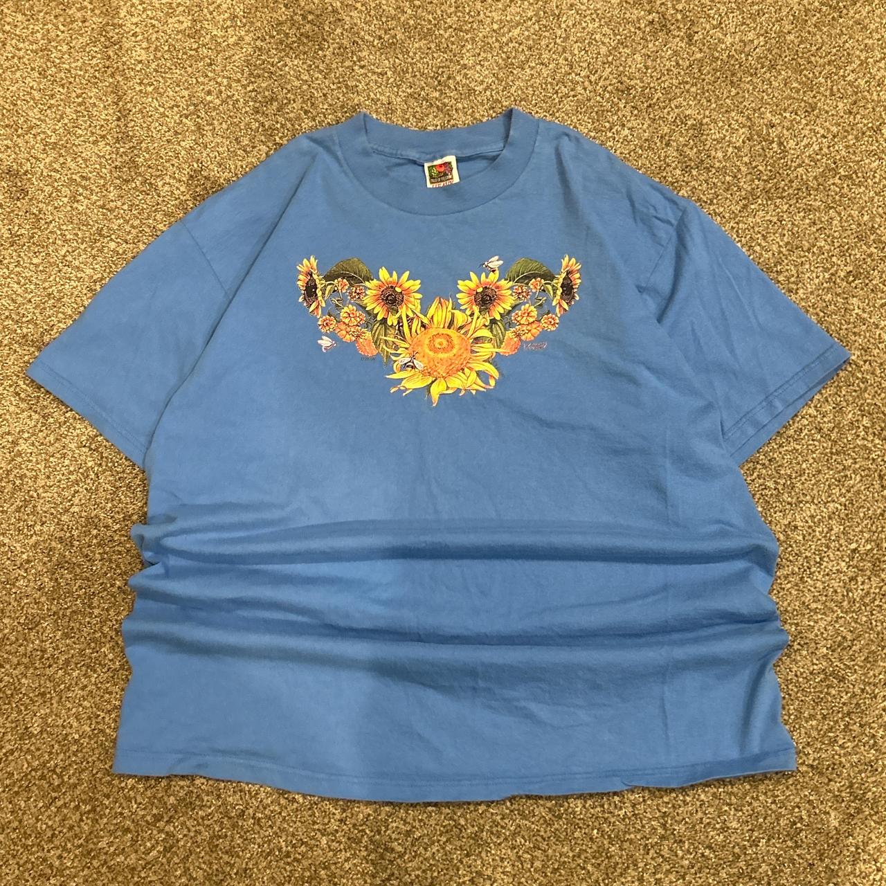 Super clean early 2000s vintage nature t ... | Depop