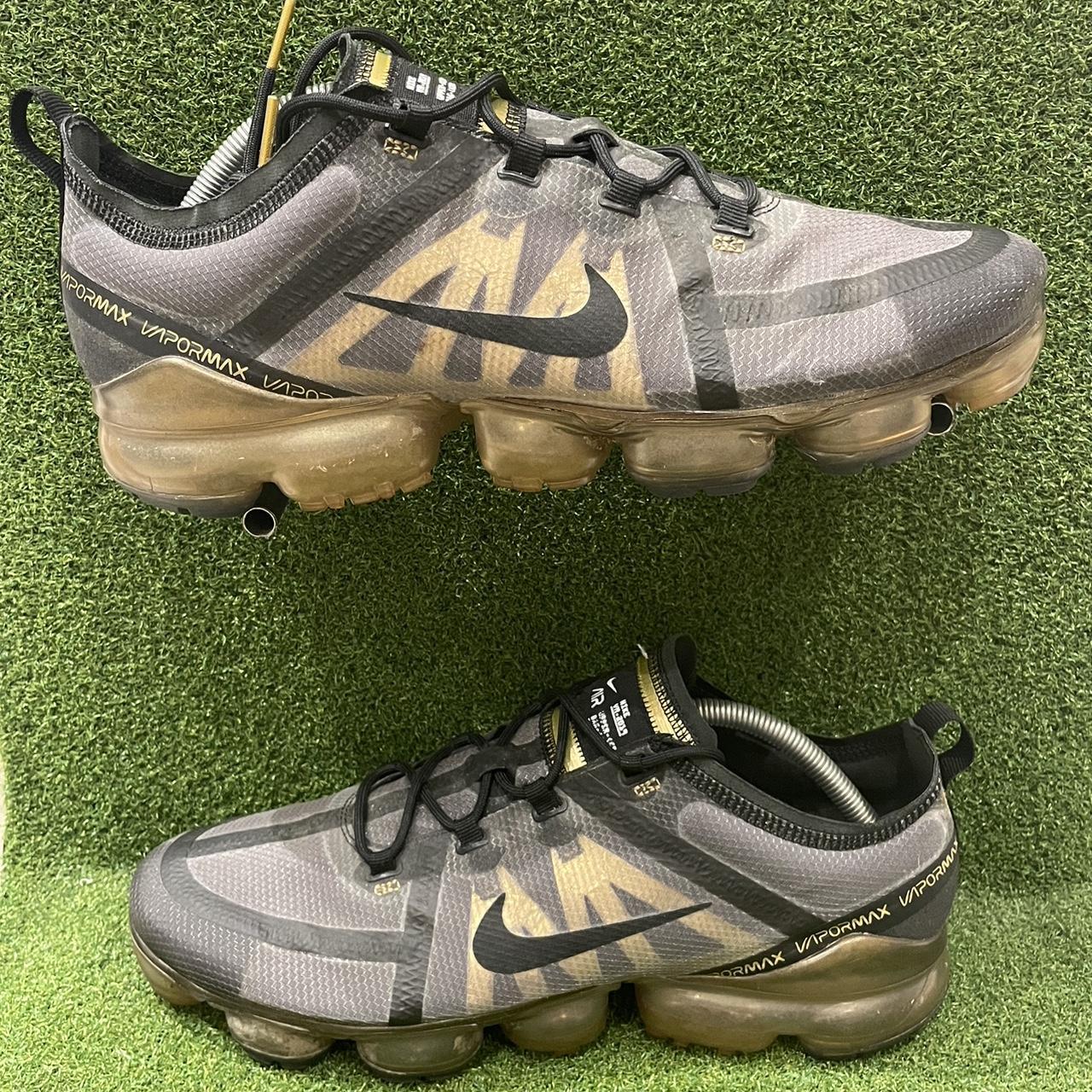 Nike Vapourmax black & gold - Uk 10.5 Great... - Depop