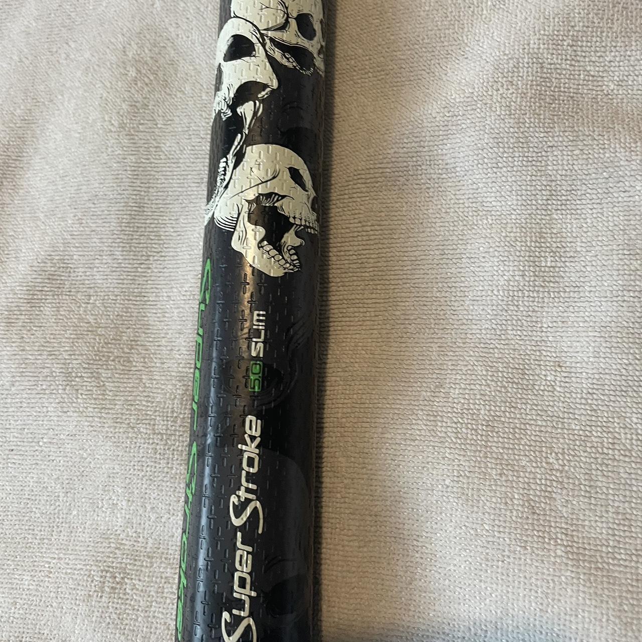 Super Stroke putter grip 5.0 fatso but it actually... - Depop