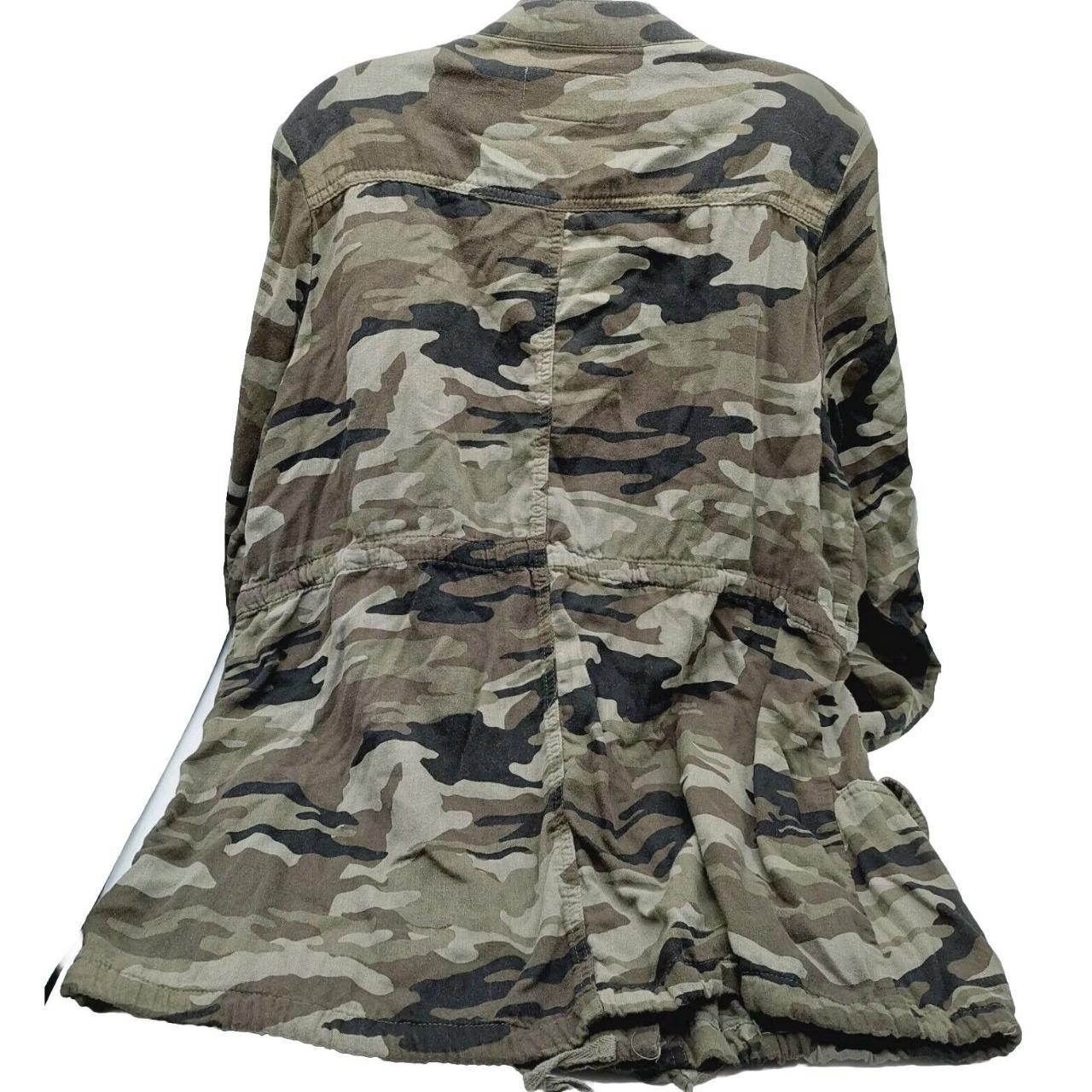 Torrid Womens Lightweight Camo Anorak Twill Jacket... - Depop