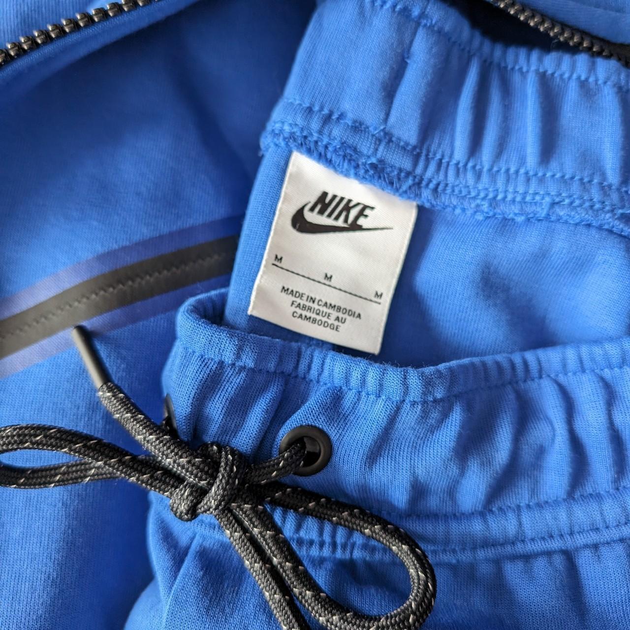 FULL SET NIKE TECH FLEECE - GRAPHIC PRINT ROYAL... - Depop