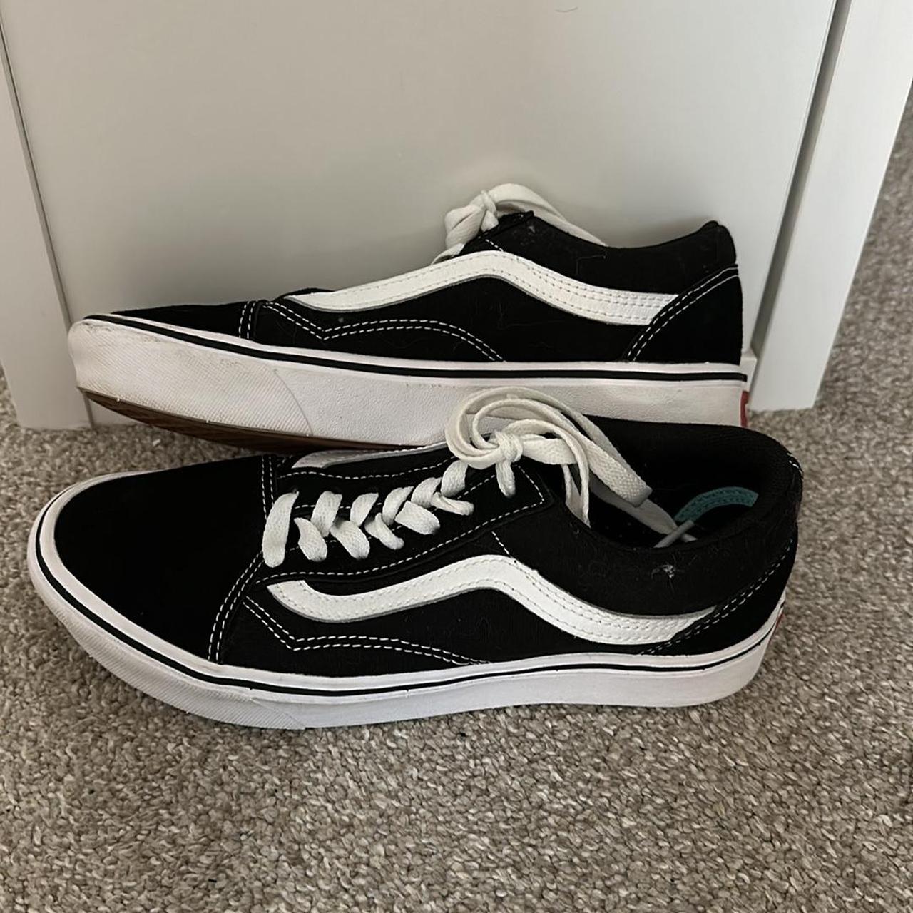Old skool vans, women’s size 7, barely worn - Depop