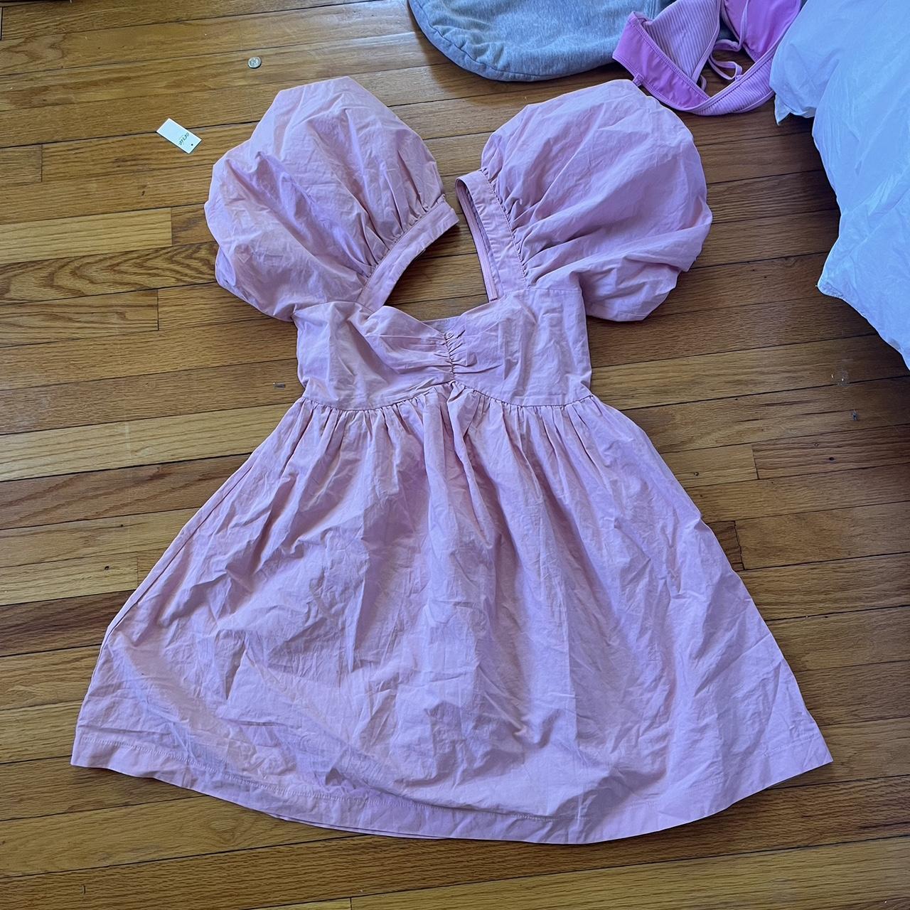 SHOWPO pink dress - Depop