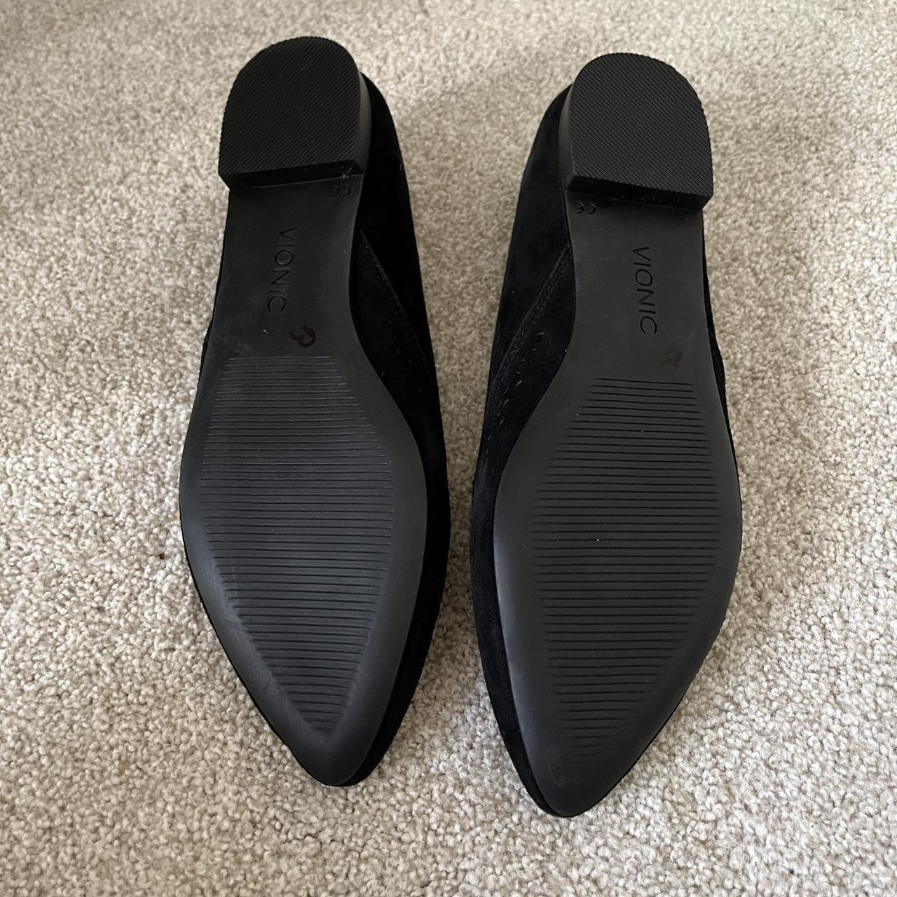 Vionic Black Suede Flats Size 7 Floral cut out... - Depop