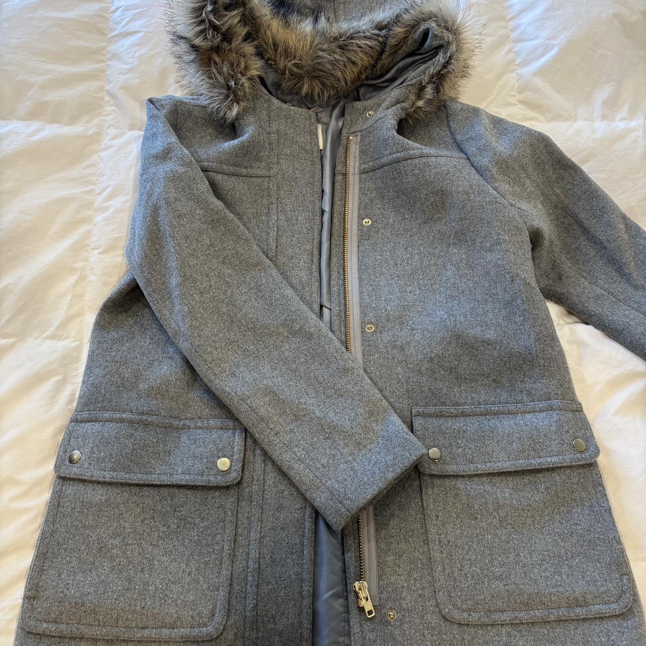 J.Crew lightly worn gray winter coat with fur hood.... - Depop