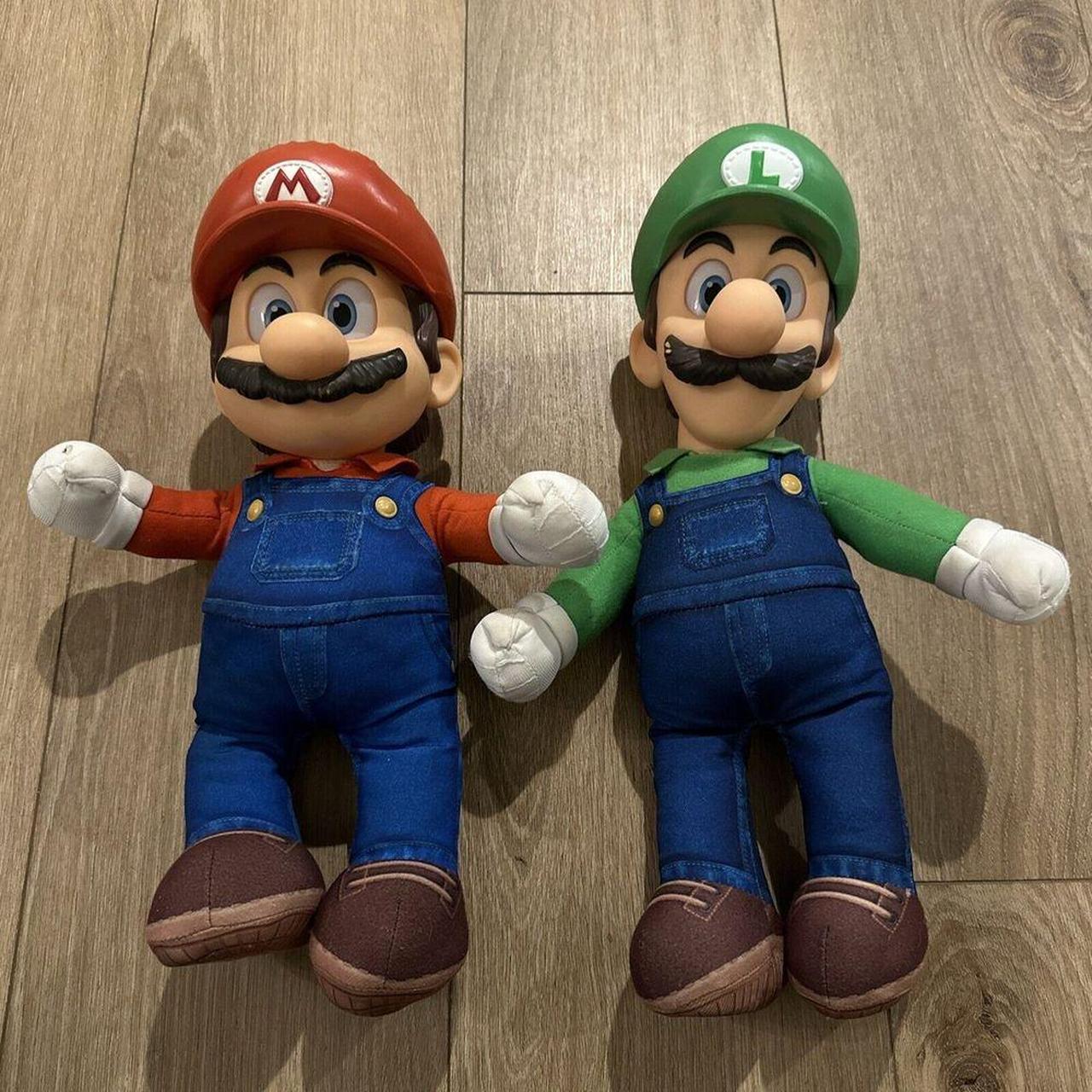 The Super Mario Bros Mario & Luigi Vinyl/Poseable... - Depop