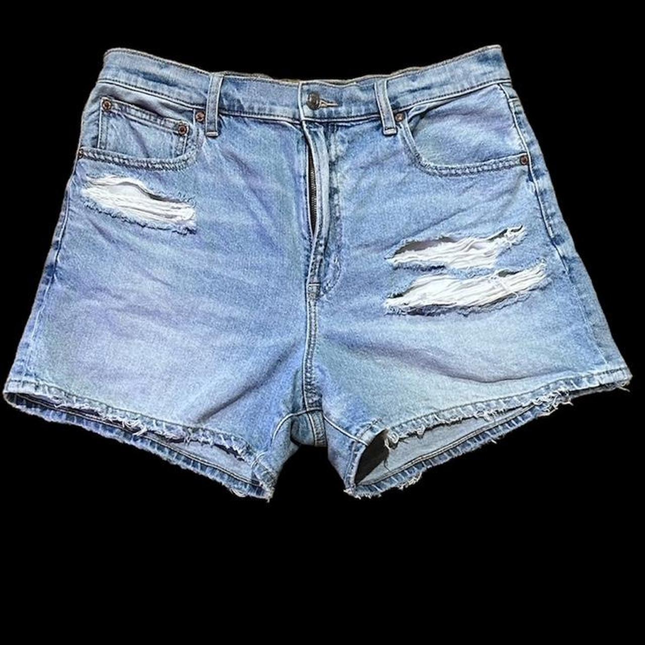 American Eagle strigid shorts. Size 12. - Depop