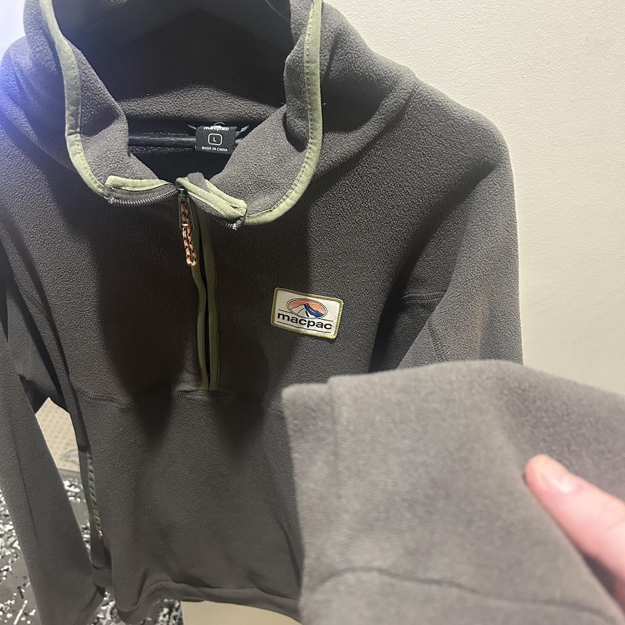 Macpac fleece - Depop